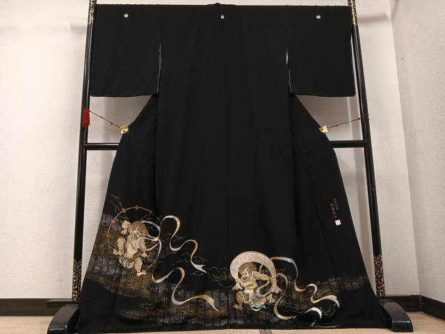 平和屋着物●玉虫金彩　加藤信和　黒留袖　刺繍　風神雷神　金銀彩　ロング丈　正絹　逸品　AABC9689ph