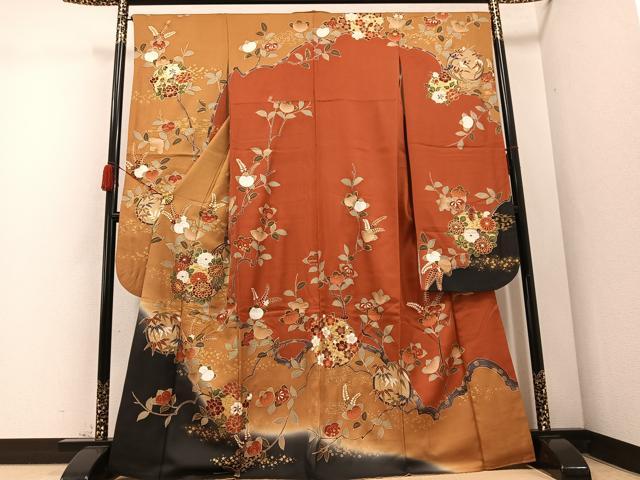 平和屋着物●豪華振袖　駒刺繍　枝花文　暈し染め　金彩　正絹　逸品　AABD3941ph