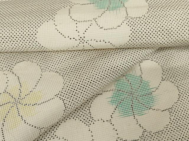 平和屋着物●本場大島紬　白大島　カタス7マルキ　ねじ梅　正絹　逸品　AABD4970cs