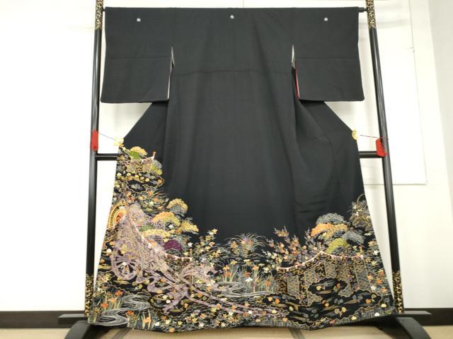 平和屋着物●創業460年・千總　黒留袖　駒刺繍　御所車吉祥草花文　金糸　正絹　逸品　AABD6360cs
