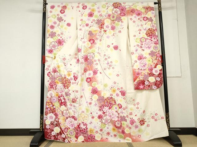 平和屋着物●豪華振袖　花蝶文　暈し染め　金銀彩　金糸　銀通し地　正絹　逸品　AABD6395cs