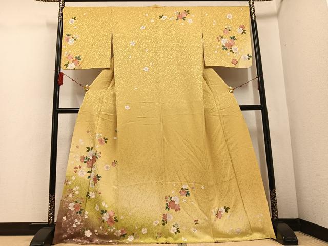 平和屋着物●訪問着　駒刺繍　舞桜文　暈し染め　金彩　正絹　逸品　AABD6551ph