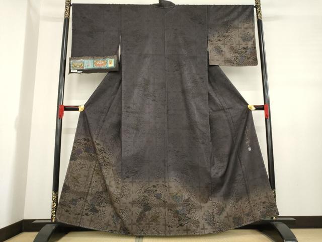 平和屋着物●染色家 岸上純平 本場大島紬 訪問着 純泥染め カタス9マルキ 手織り 雲重ね花文 証紙付き 正絹 逸品 未使用 AABD6691ck