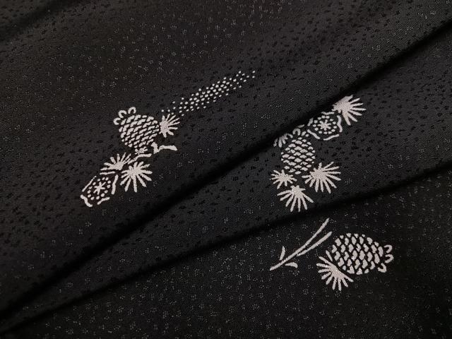 平和屋着物●上質な小紋　松　黒地　正絹　逸品　AABD7035ph