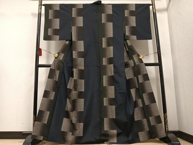 平和屋着物●本場大島紬　カタス9マルキ　間道　ますいわ屋扱い　正絹　逸品　AABD7063ph