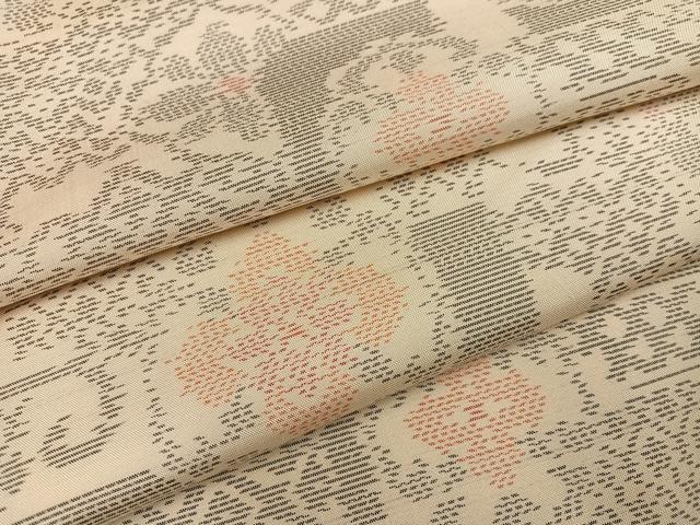 平和屋着物●本場大島紬　白大島　舞花文　正絹　逸品　AABD7529ph