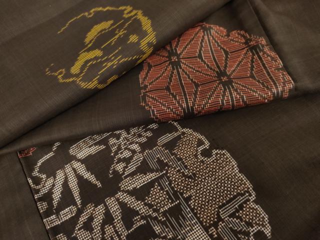 平和屋着物●本場大島紬　アンティーク大島　雪輪笠松文　正絹　逸品　AABE0014cs