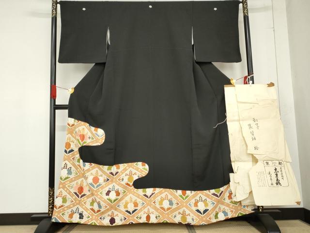 平和屋着物●銀座　志ま亀　黒留袖　駒刺繍　桐文　金彩　たとう紙付き　正絹　逸品　AABE0049cs