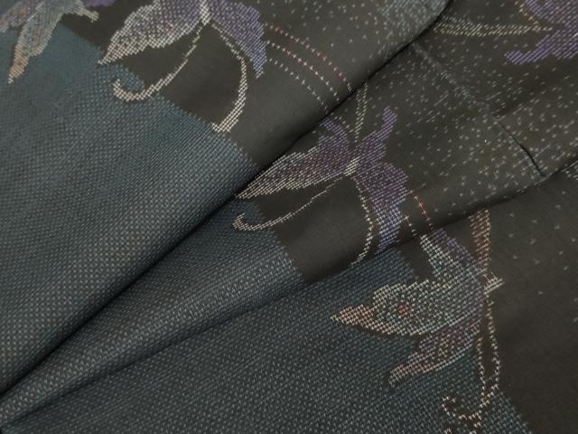 平和屋着物●本場大島紬　カタス7マルキ　舞蝶文　やまと誂製　正絹　逸品　未使用　AABE2849cs