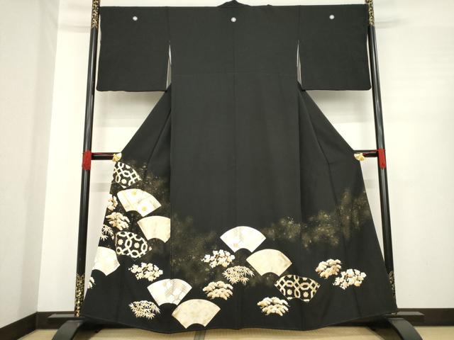 平和屋着物●豪華黒留袖　駒刺繍　地紙花文　寿光織　金彩　鈴乃屋扱い　正絹　逸品　AABE4170ck