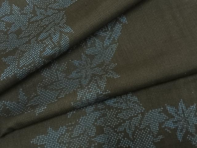 平和屋着物●本場大島紬　一元9マルキ　舞花文　黒地　正絹　逸品　AABE5396fy