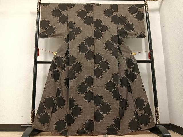 平和屋着物●本場大島紬　一元7マルキ　雪輪文　正絹　逸品　未使用　AABE5865ph