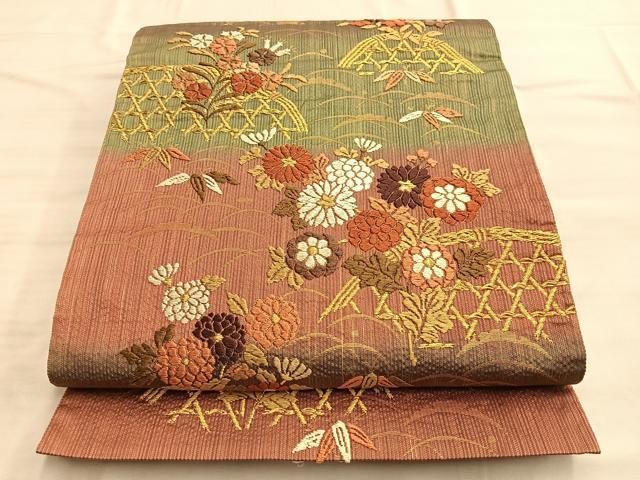 平和屋着物□六通柄袋帯 唐織 草花文 黒地 金糸 逸品 ap1090