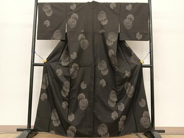 平和屋着物●本場大島紬　地空き　雪輪花文　黒地　正絹　逸品　BAAT0813yc