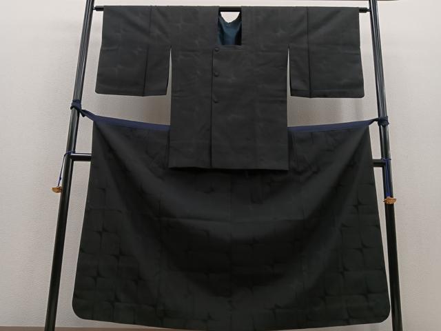 平和屋着物＃道行コート　二部式　単衣　幾何学文様　黒緑色　正絹　逸品　BAAT1597gt