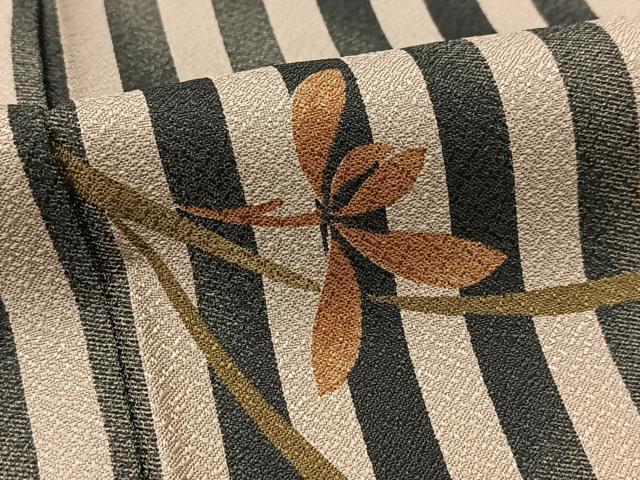 平和屋着物▽小紋 単衣 枝花文 暈し染め 黒地 洗える着物