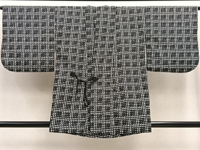 平和屋着物＃道中着　幾何学文様　黒地　洗える着物　BAAU0028gt