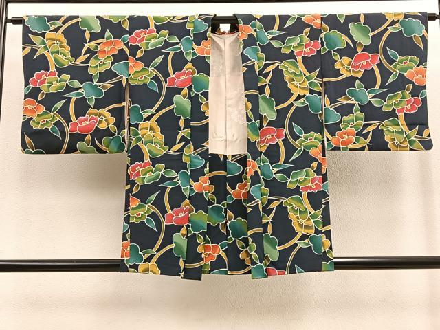 平和屋着物＃羽織　型染め　椿　正絹　逸品　BAAU0047gt