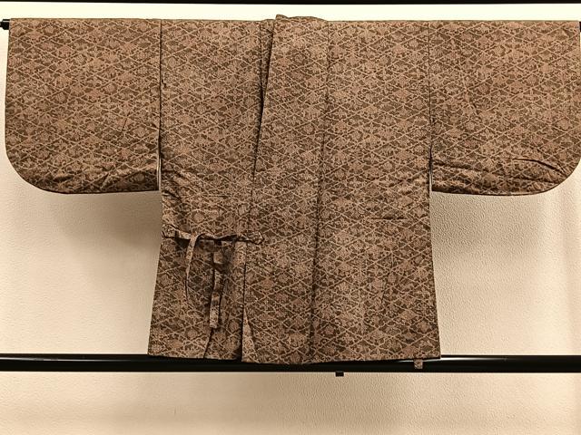 平和屋着物＃道中着　本場染大島紬　吉祥花菱文　正絹　逸品　BAAU0096gt