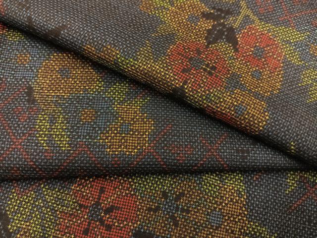 平和屋着物●本場大島紬　7マルキ　草花文　正絹　逸品　BAAU0186gt