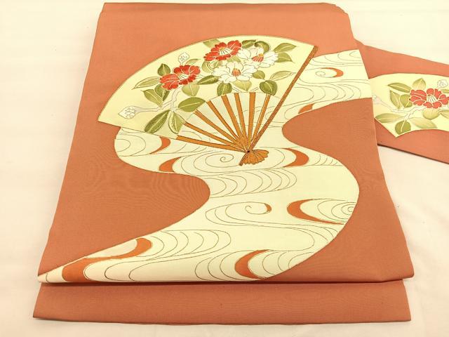 平和屋着物●塩瀬　九寸名古屋帯　駒刺繍　流水扇面椿　金彩　正絹　逸品　BAAU1850hv