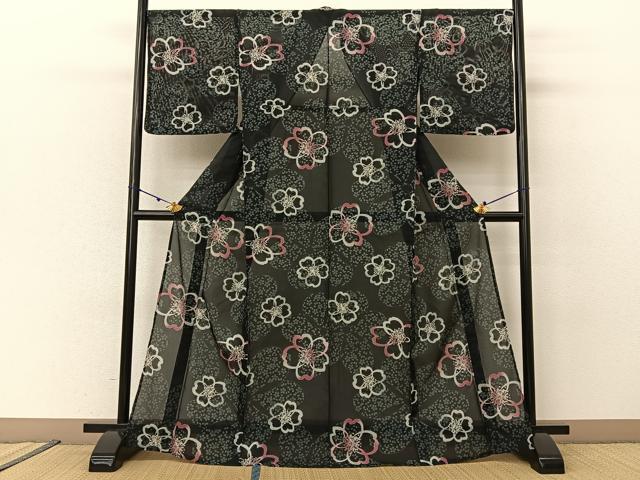 平和屋着物＊夏物　小紋　絽　舞桜文　黒地　洗える着物　BAAU3471hj