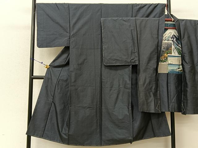 平和屋着物●男性　本場大島紬　アンサンブル　80亀甲　総詰め　羽裏：富士　正絹　逸品　未使用　BAAV2373hj