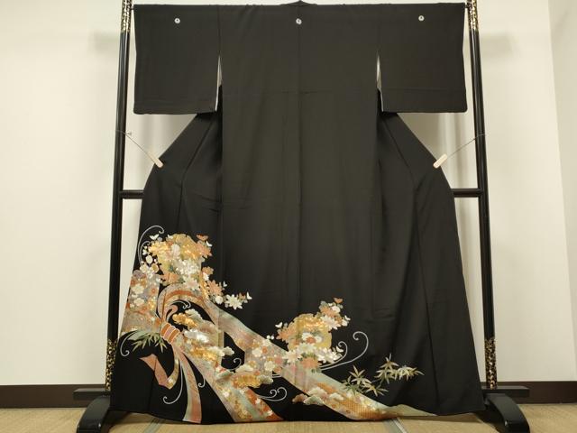 平和屋着物●豪華黒留袖　駒刺繍　束ね熨斗雪輪花文　金彩　正絹　逸品　CAAQ9453th