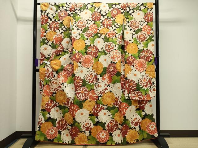 平和屋着物●豪華振袖　駒刺繍　乱菊花文　黒地　金彩　金通し地　正絹　逸品　CAAR0829gh