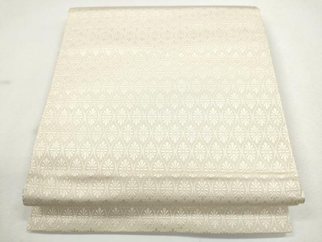 平和屋着物●本場筑前博多織　八寸名古屋帯　縦枠菊文　鳥の子色　正絹　逸品　CAAR1348hy