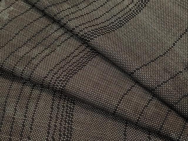 平和屋着物●本場大島紬　9マルキ　泥染め　よろけ縞　正絹　逸品　CAAR8026vf