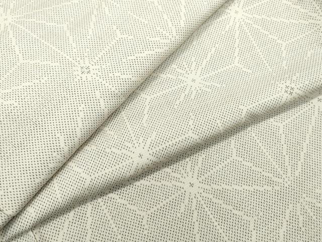 平和屋着物●本場大島紬　白大島　9マルキ　麻の葉文　正絹　逸品　CAAR8054vf