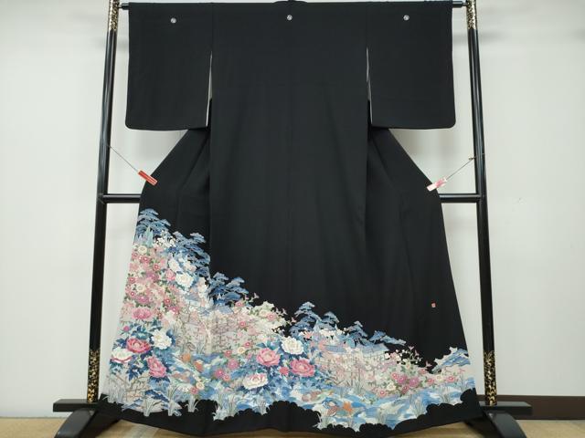 平和屋着物●本加賀友禅作家　染元千紅代表　寺西一紘　黒留袖　風景鴛鴦草花文　正絹　逸品　CAAR8109vf