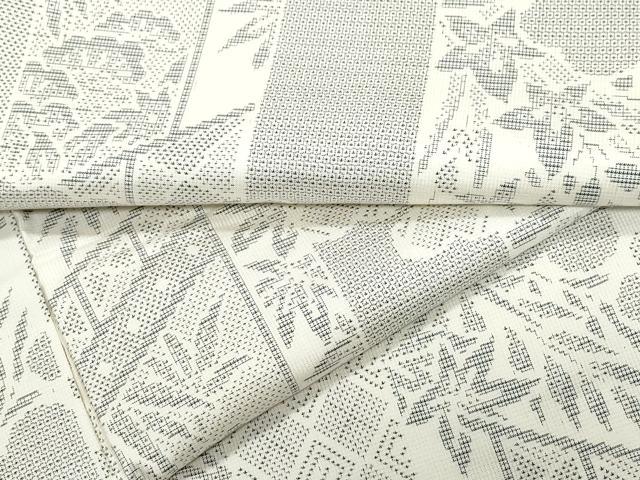 平和屋着物●本場大島紬　白大島　160亀甲　屏風松花文　正絹　逸品　CAAR8280vf