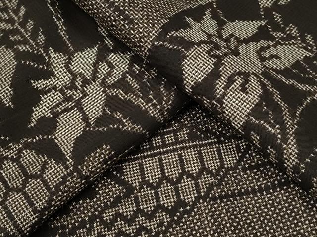 平和屋着物○本場大島紬 7マルキ 泥染め 流水色紙花文 証紙付き