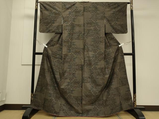 平和屋着物○本場大島紬 泥染め カタス7マルキ 草花文 やまと誂製