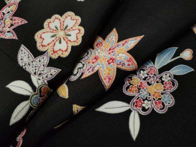 平和屋着物●上質な小紋　舞花文　黒地　金彩　鬼しぼ縮緬　正絹　逸品　CAAS7120yc