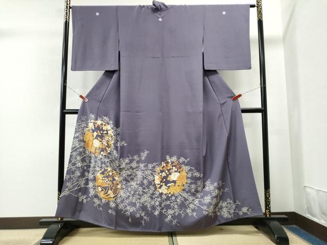 平和屋着物●創業460年・千總　色留袖　駒刺繍　草花丸文　金彩　正絹　逸品　CAAS7194yc