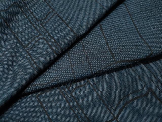 平和屋着物●本場大島紬　9マルキ　瓦文　正絹　逸品　CAAS7247yc