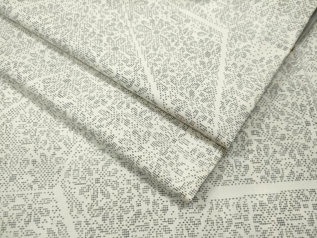 平和屋着物●本場大島紬　白大島　9マルキ　麻の葉花文　正絹　逸品　CAAS7250yc