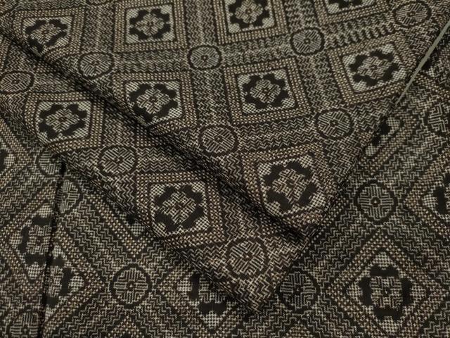 平和屋着物●本場大島紬　龍郷絣　正絹　逸品　CAAS7254yc