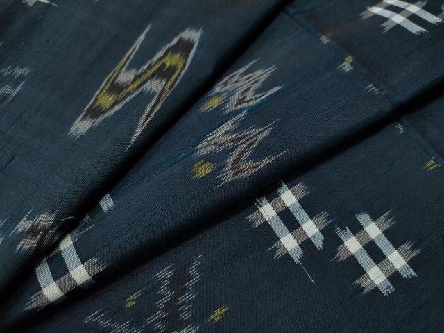 平和屋着物●本場琉球絣　琉球絣文様  　正絹　逸品　未使用　CAAS7445yc