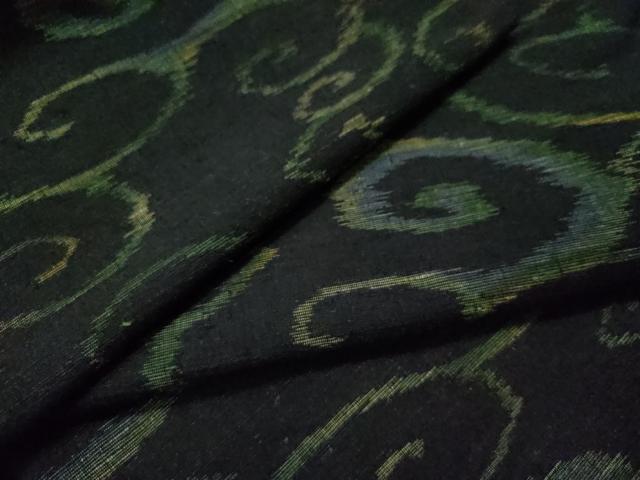 平和屋着物●上質な紬　唐草文　黒地　正絹　逸品　CAAS7496yc