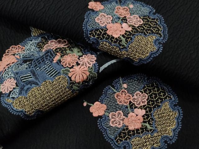 平和屋着物●中国三大刺繍　スワトウ刺繍　総刺繍　訪問着　絞り　雪輪御所車吉祥花文　黒地　金糸　正絹　逸品　CAAS7593yc