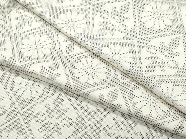 平和屋着物●本場大島紬　白大島　7マルキ　吉祥花文　西武百貨店扱い　正絹　逸品　CAAS8425vf