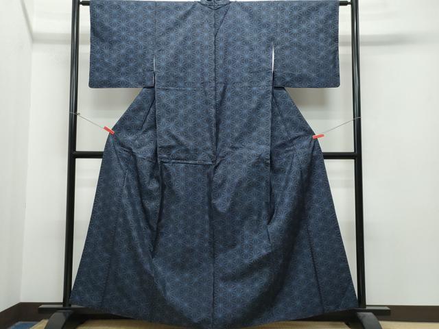 平和屋着物○本場大島紬 7マルキ 富田英雄作 麻の葉文様 証紙付き 正絹