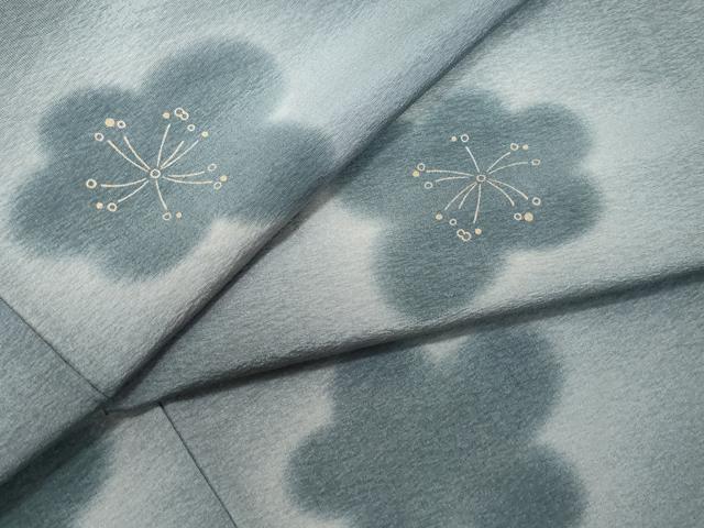 平和屋着物●上質な小紋　舞花文　蛍暈し　金彩　正絹　逸品　未使用　CAAS8725vf