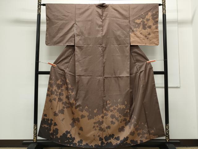 平和屋着物●訪問着　本場染大島紬　蔦の葉文　正絹　逸品　CAAS9358th