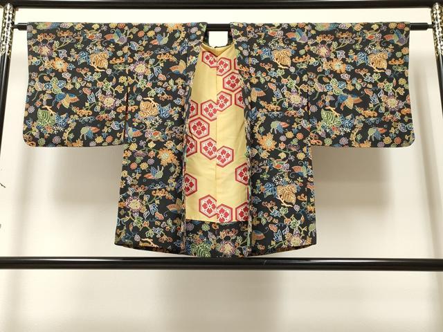 平和屋着物＃羽織　型染め　花蝶文　鬼しぼ縮緬　正絹　逸品　CAAT5655id