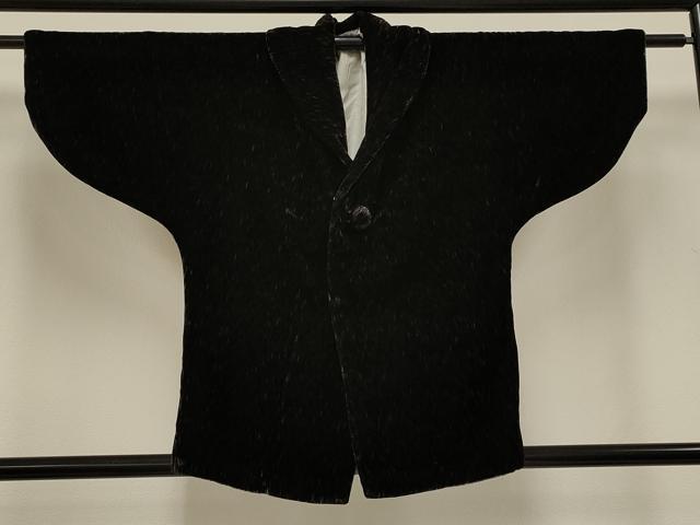 平和屋着物＃和装コート　ベロア　霞文　黒地　逸品　CAAT5701id